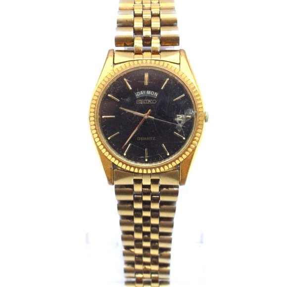 Seiko | Accessories | Vintage Seiko Watch Men Gold Tone Stainless Steel Round Date Day 7n4385m ...